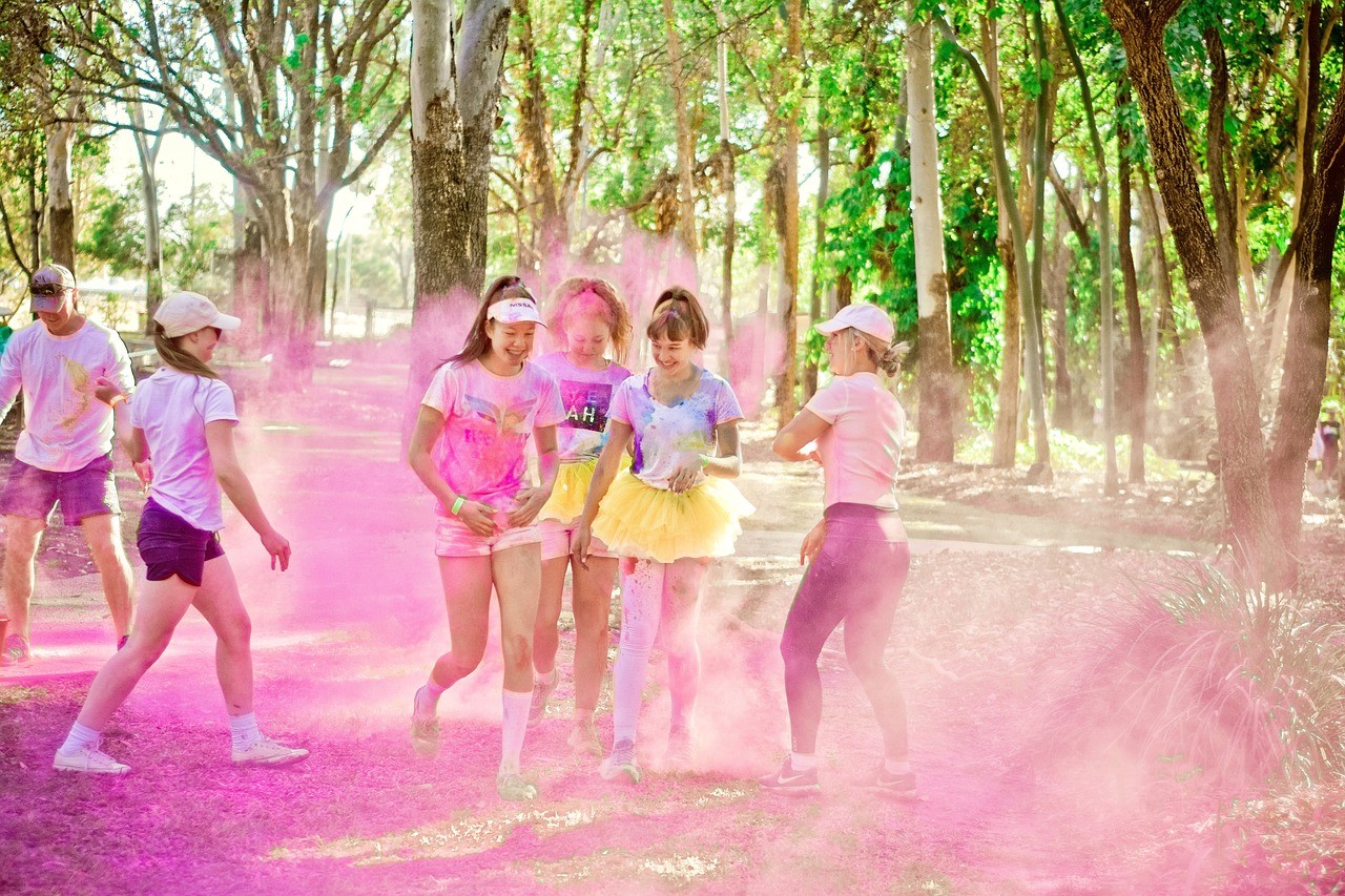 It’s our NEON 9th COLOUR RUN & BBQ! - William D. Pratt School